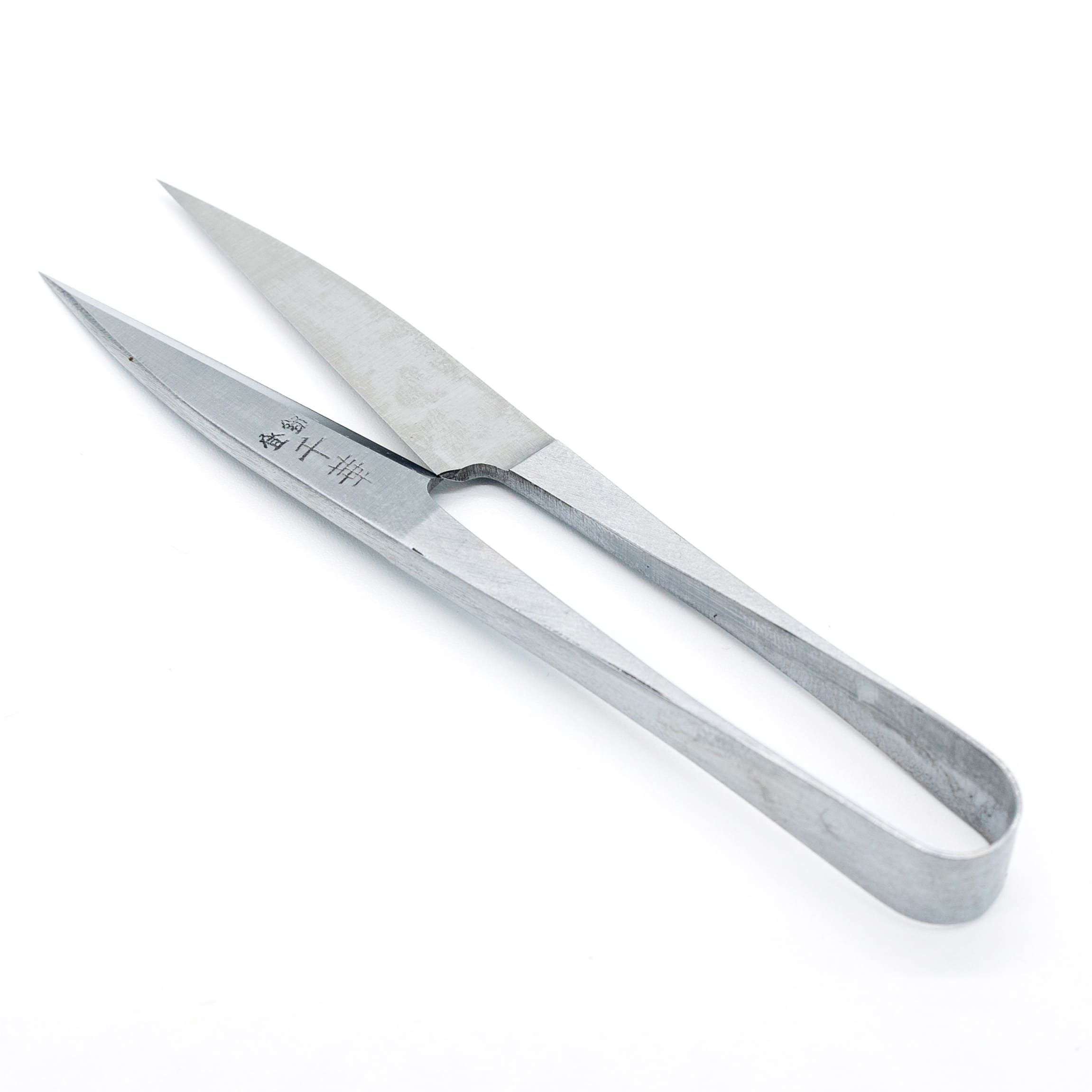 LeGrand Embroidery Thread Snips 4